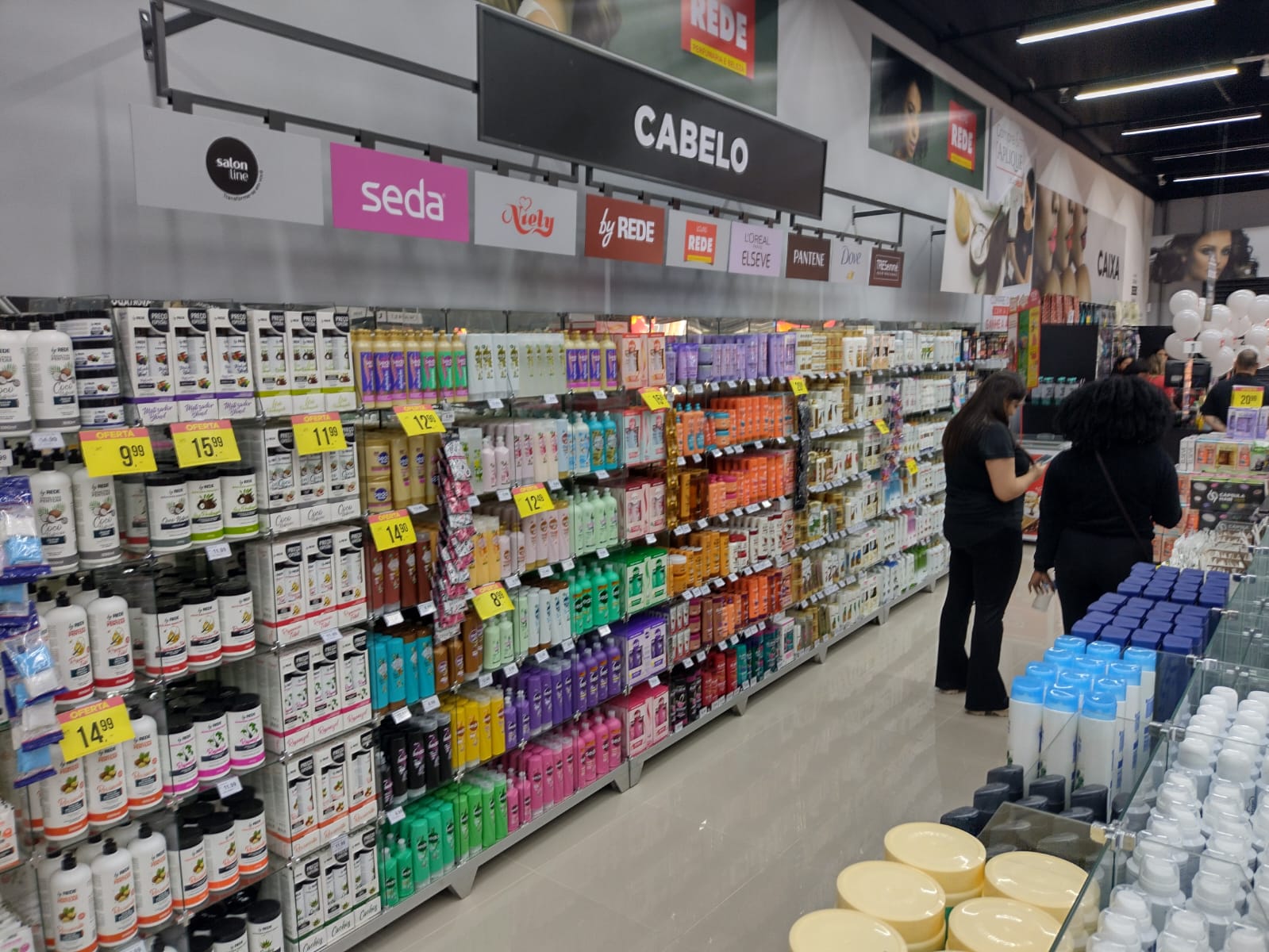 Maior rede de perfumarias e cosméticos do Brasil inaugura loja em ...